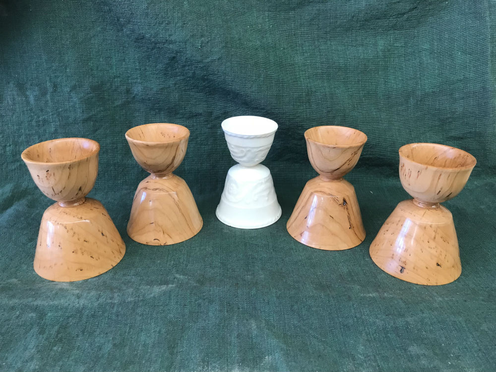 Woodturning an Egg Cup | Temple Blackwood